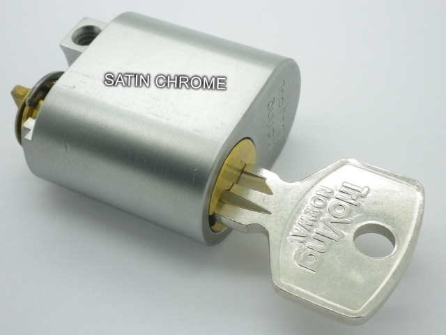 Key cylinder for use with Trioving 5312, 5316, 5320, 5341 & 5382 lock cases